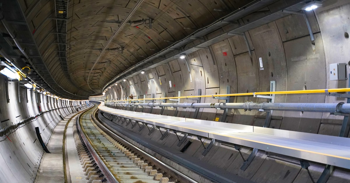 Londýnská Elizabeth Line byla uvedena do provozu s technologiemi ...